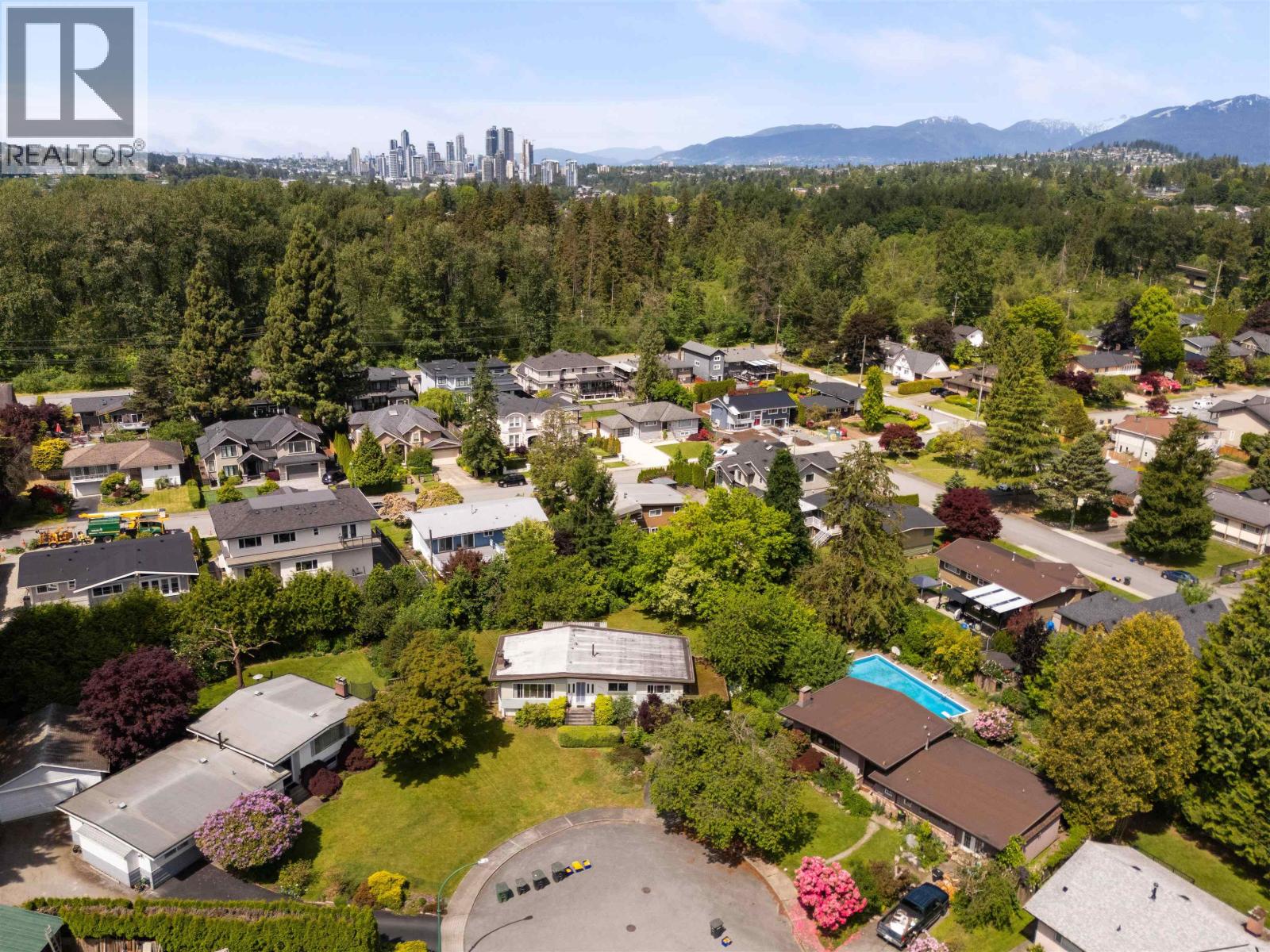 For sale: 7482 KRAFT PLACE, Burnaby, British Columbia V5A1Z8 - R3034407 ...
