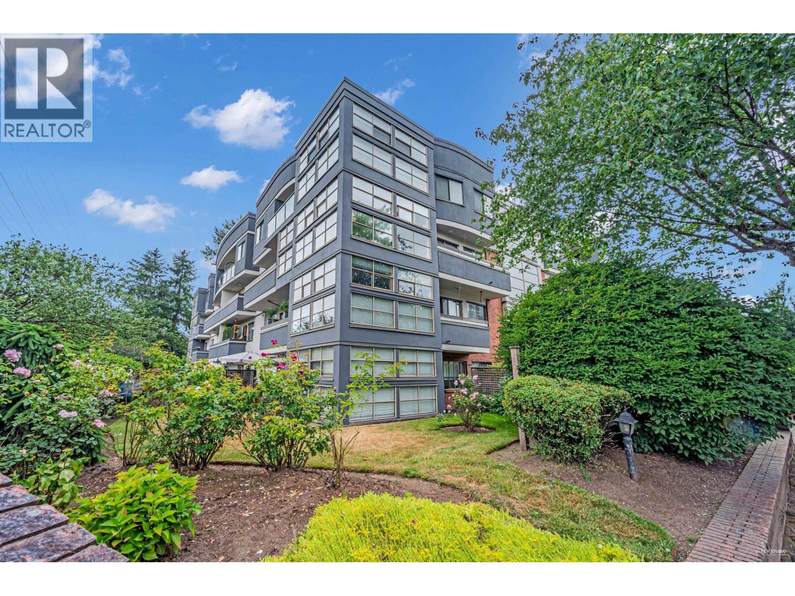 For sale: 105 12025 207A STREET, Maple Ridge, British Columbia V2X0R3 ...