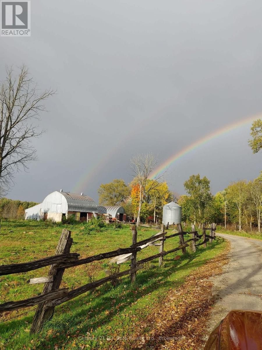 For sale: 1579 WAINMAN LINE, Severn, Ontario L0K1E0 - S12334470 ...