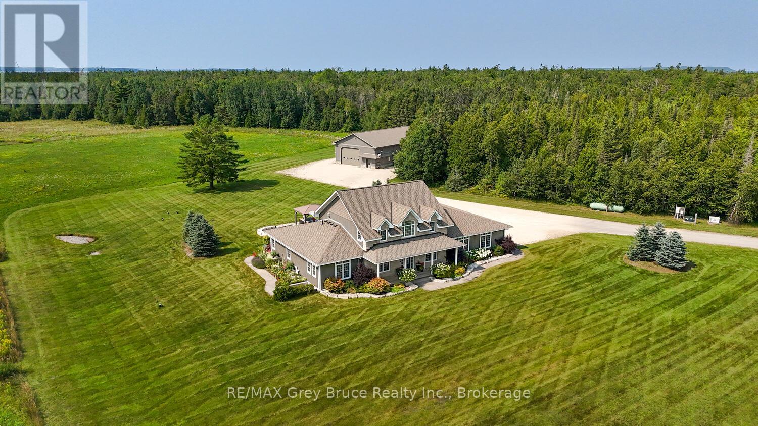 For sale: 33 DUNKS BAY ROAD, Northern Bruce Peninsula, Ontario N0H2R0 ...