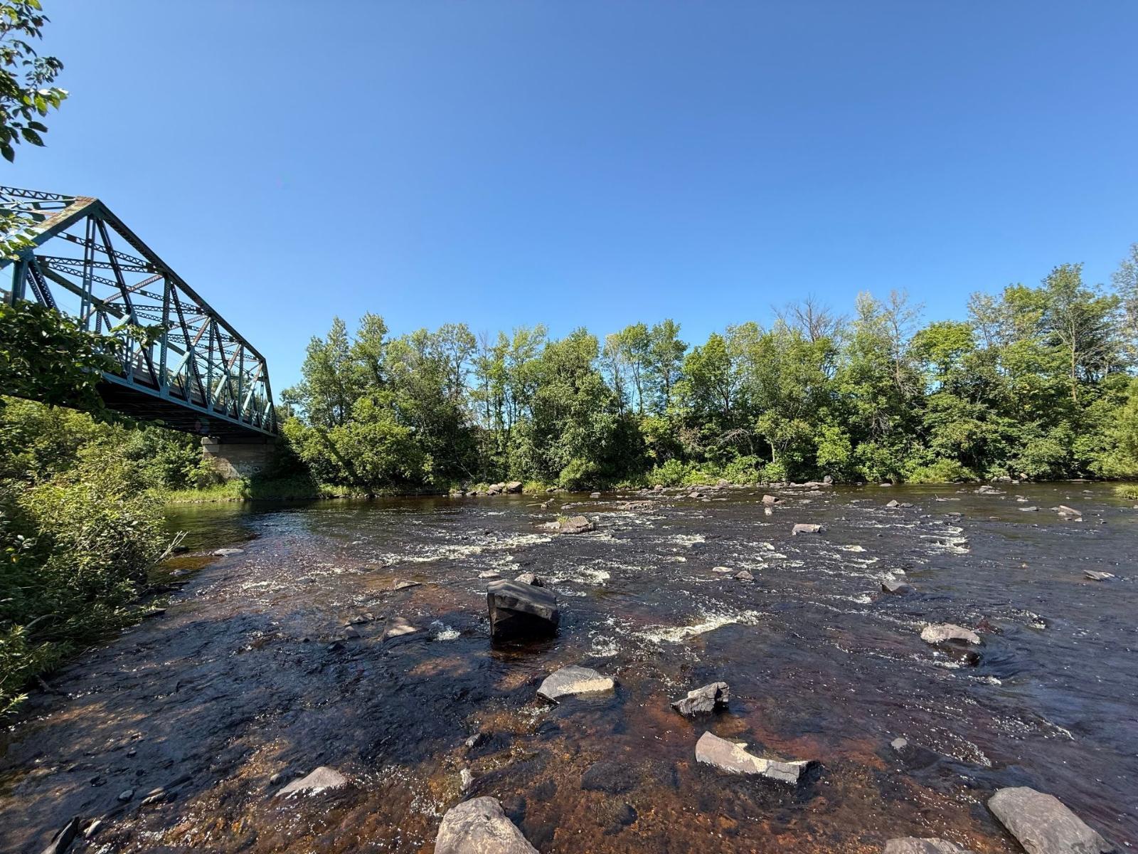 À vendre : 1047 Route des Quatre-Chemins, Cap-Saint-Ignace, Québec ...