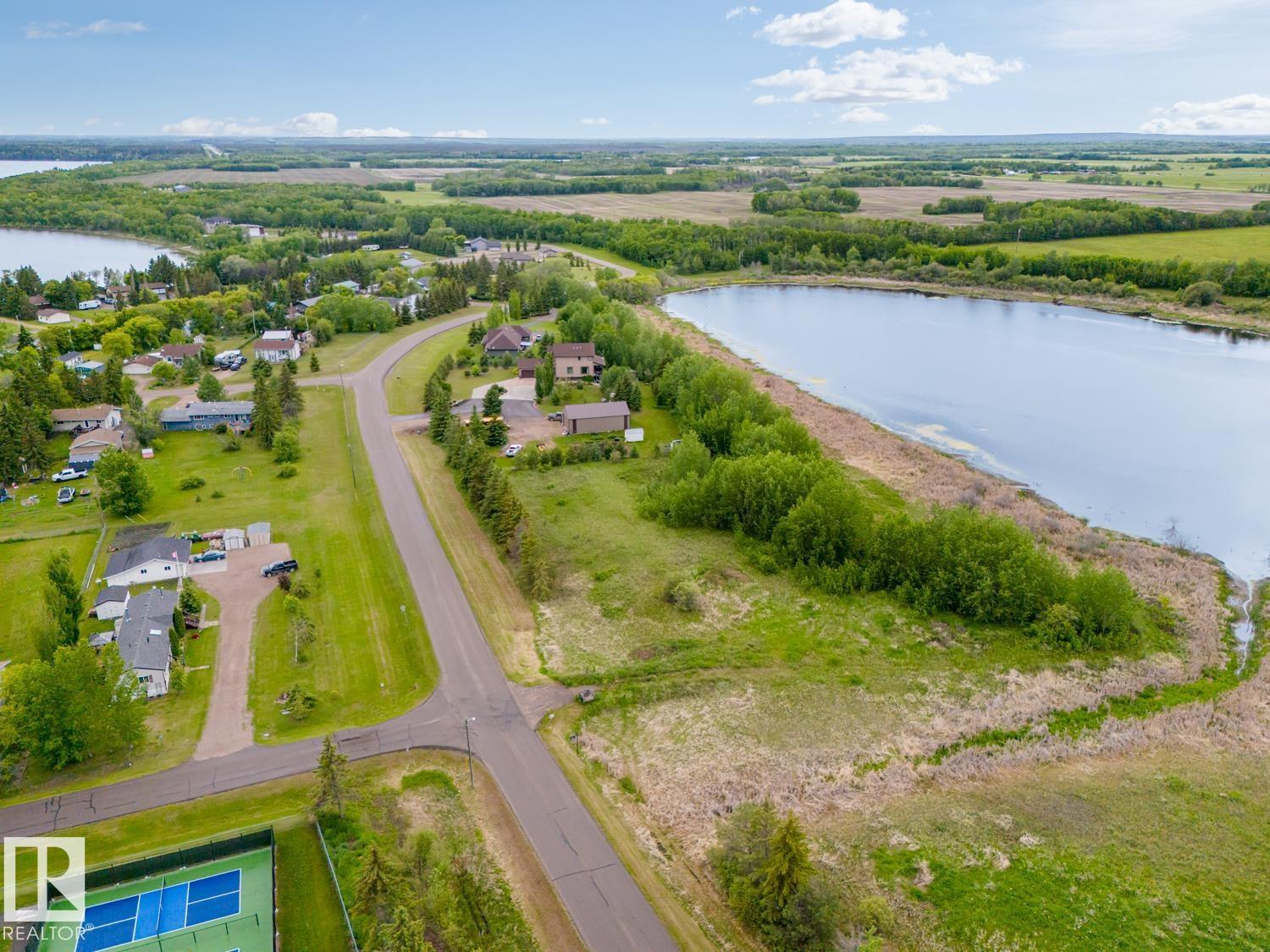 For sale: #800 61314 Rge Rd 463, Rural Bonnyville M.D., Alberta T9N2J6 ...