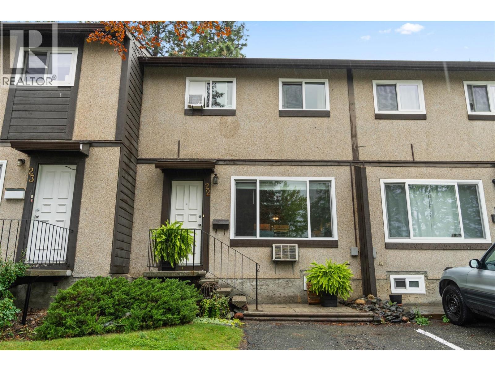 For sale: 1605 Summit Drive Unit# 22, Kamloops, British Columbia V2E2A5 ...