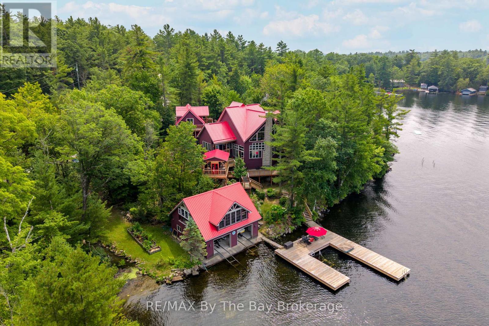 For sale: 4104 EAST SHORE ROAD, Severn, Ontario L0K1E0 - S12340077 ...