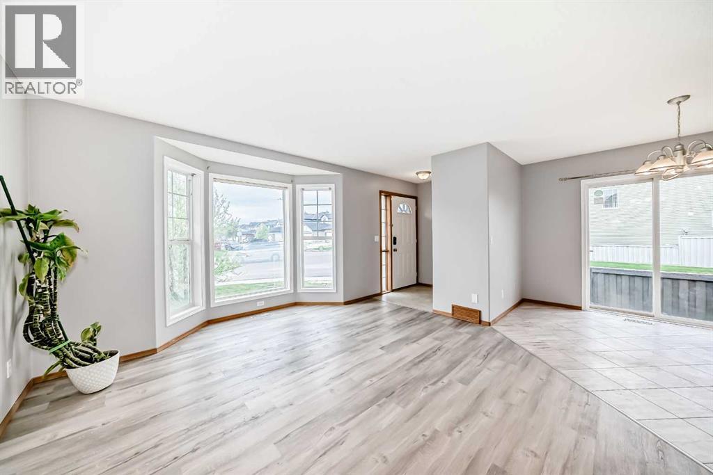 324 Taradale Drive NE, Calgary, Alberta T3J4N9 - A2247946 | REALTOR.ca