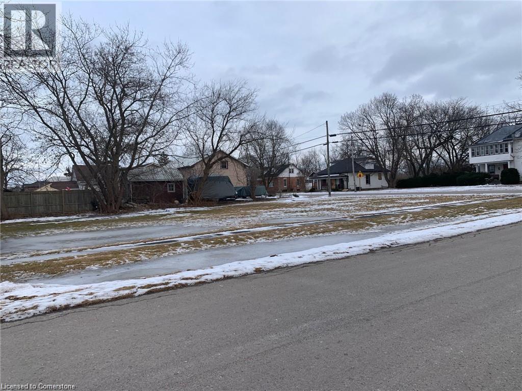 For sale: 16 MAIN Street W, Selkirk, Ontario N0A1N0 - 40759615 | REALTOR.ca