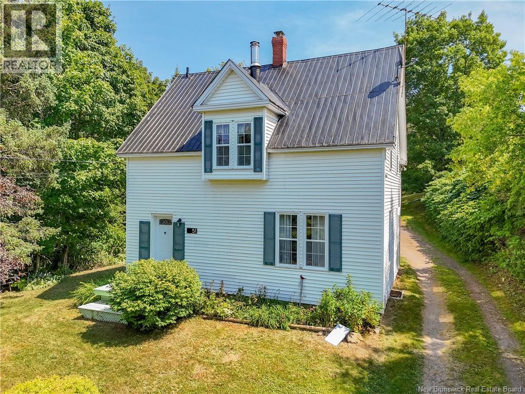 For sale: 51 Main Street, Stanley, New Brunswick E3B1A7 - NB124794 ...