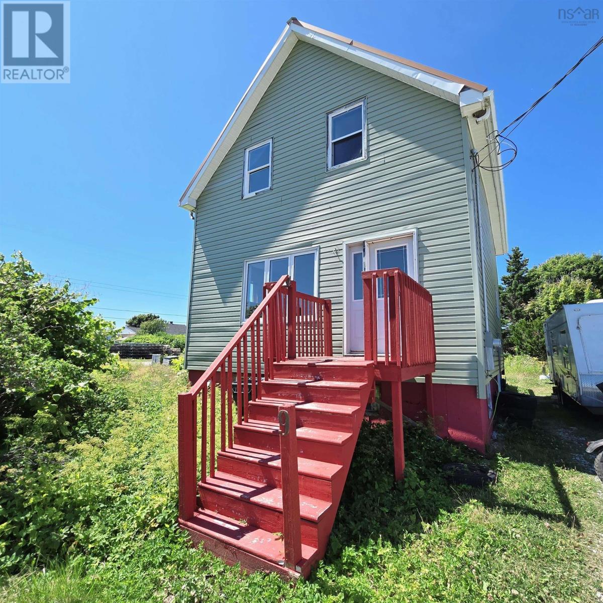 For sale: 9 Peach Street, Port Morien, Nova Scotia B1B1E3 - 202520648 ...