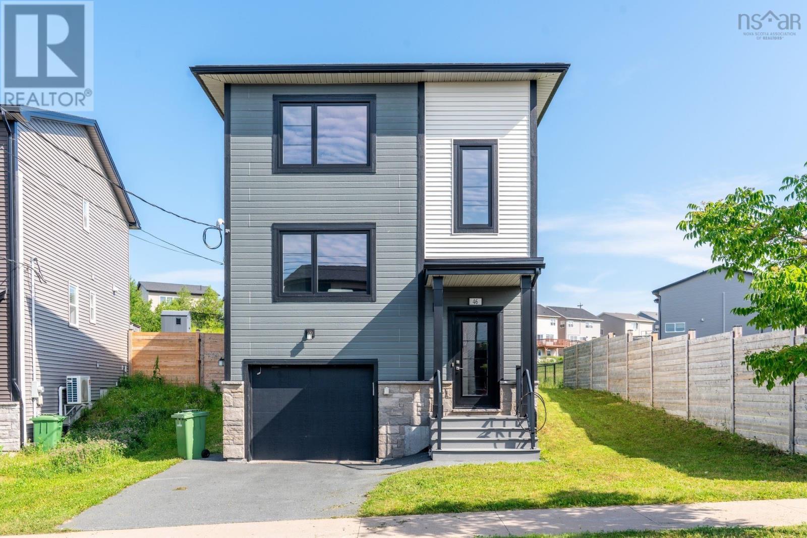 For sale: 46 Titanium Crescent, Halifax, Nova Scotia B3P0J3 - 202516673 ...