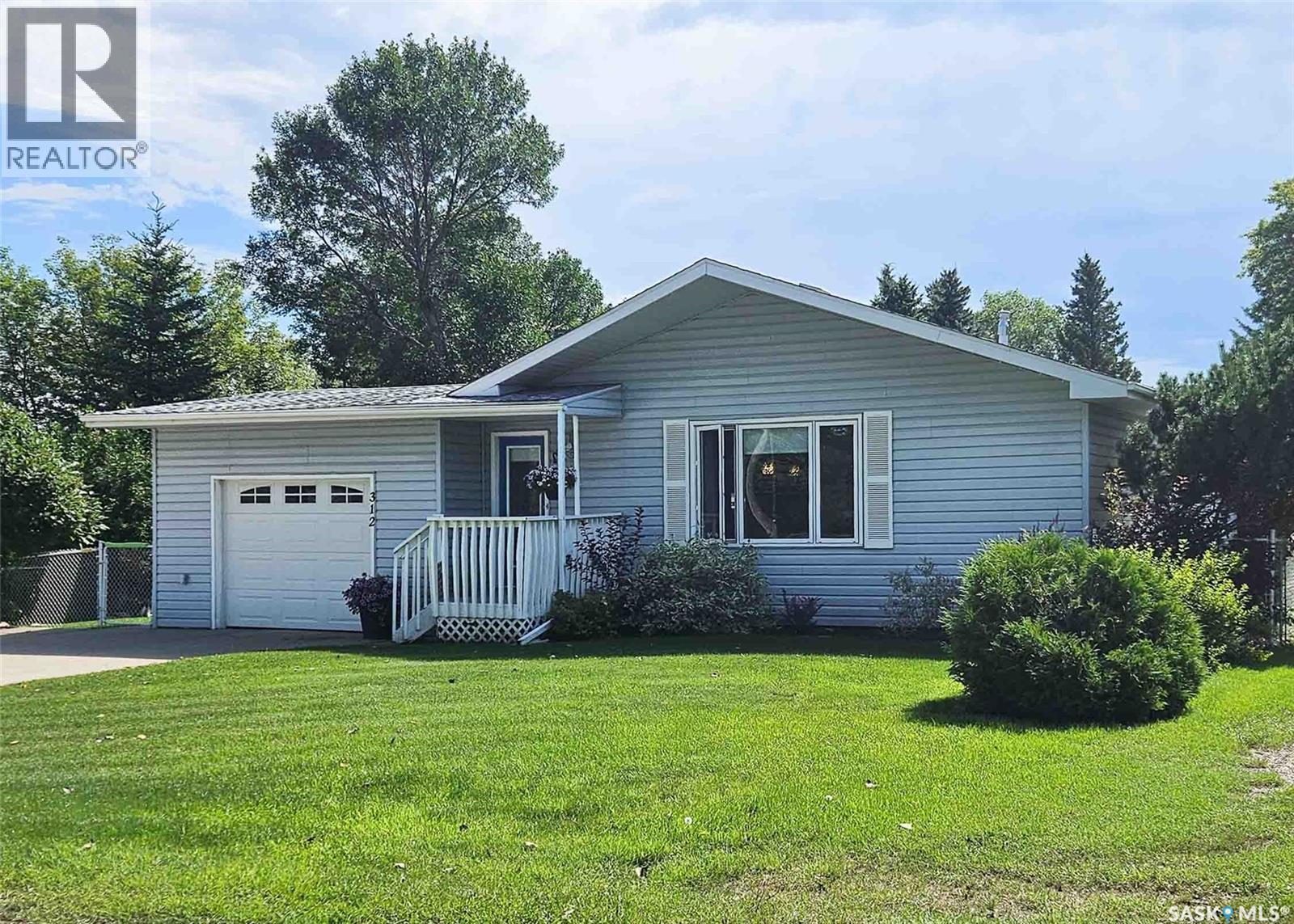 312 1st AVENUE, Harris, Saskatchewan S0L1K0 | REALTOR.ca