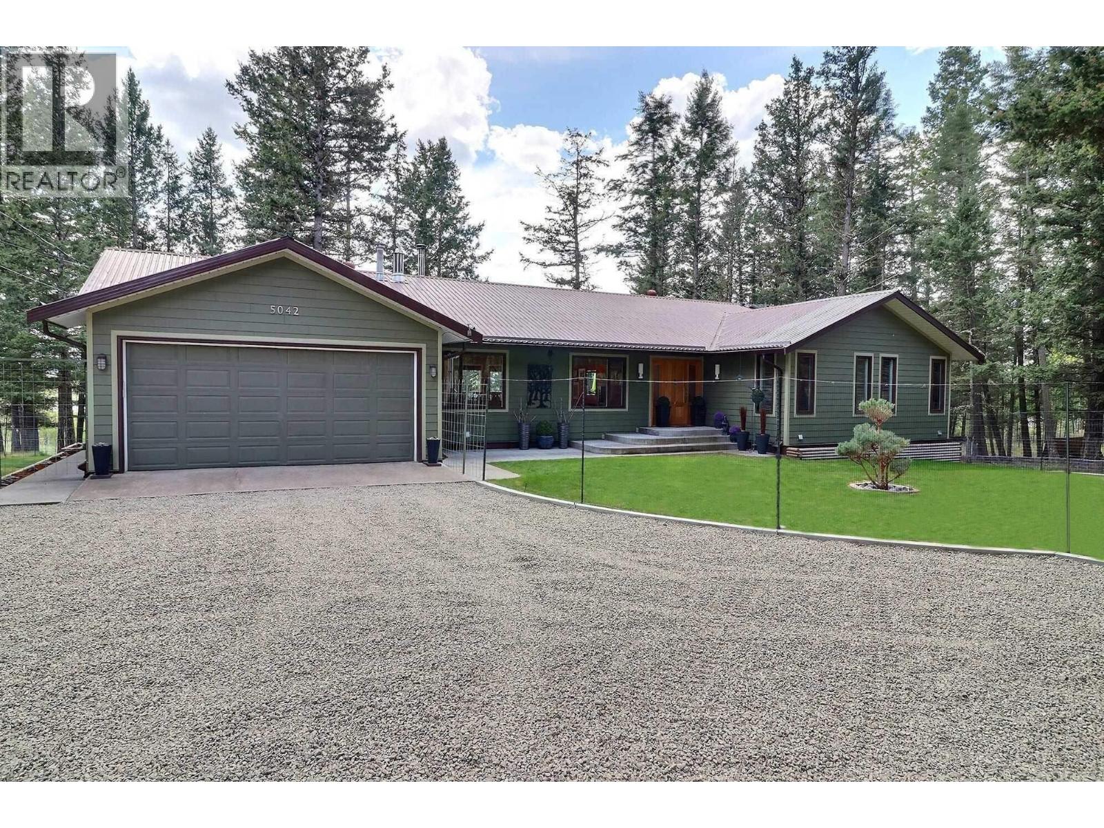 For sale: 5042 GLOINNZUN DRIVE, 108 Mile Ranch, British Columbia V0K2Z0 ...