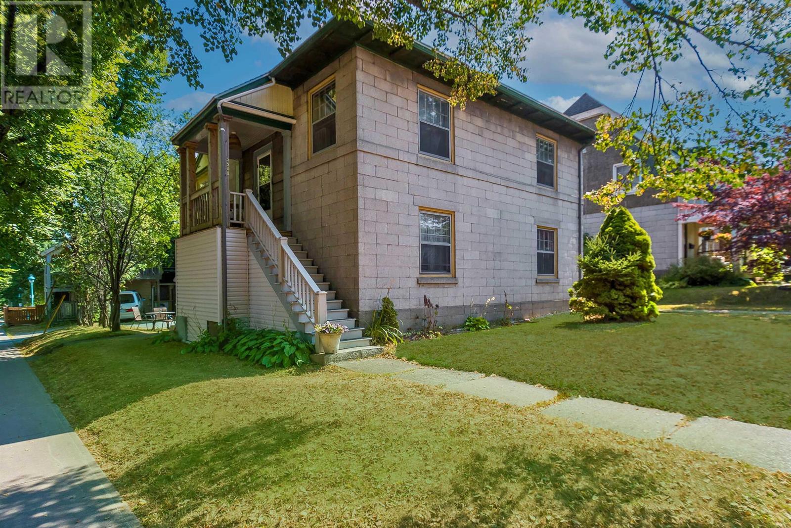 For sale: 5508-5512 Sebastian Place, Halifax, Nova Scotia B3K2K6 ...