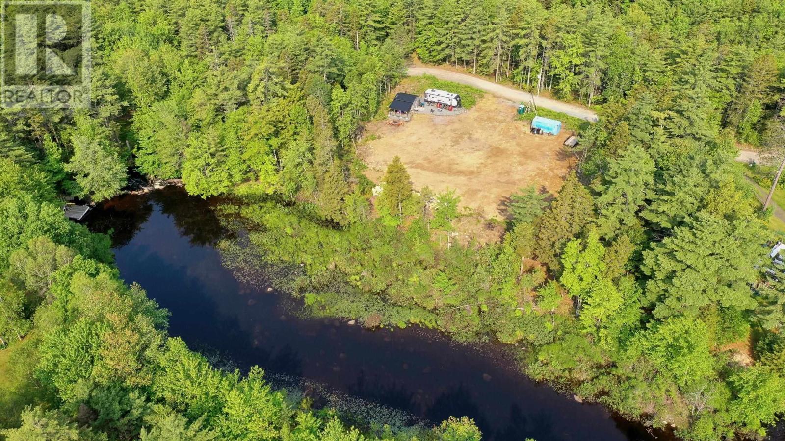 For sale: 100 Brookside Drive, Dayspring, Nova Scotia B4V5R6 ...