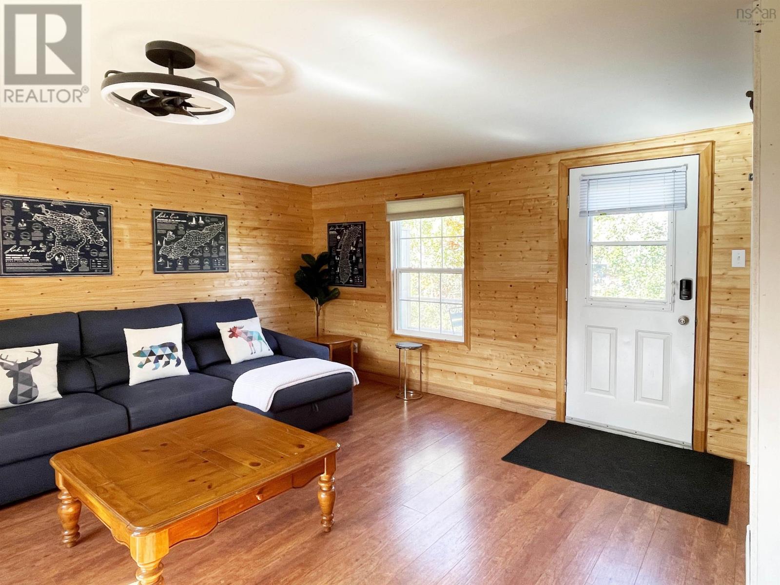 For sale: 40 Jacksons Point Road, Tidnish Bridge, Nova Scotia B4H3X9 ...