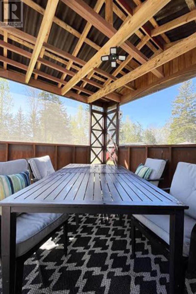 For sale: 40 Jacksons Point Road, Tidnish Bridge, Nova Scotia B4H3X9 ...