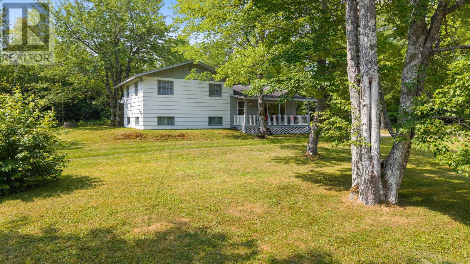 For sale: 19014 Highway 2, Fort Ellis, Nova Scotia B0N2J0 - 202518370 ...