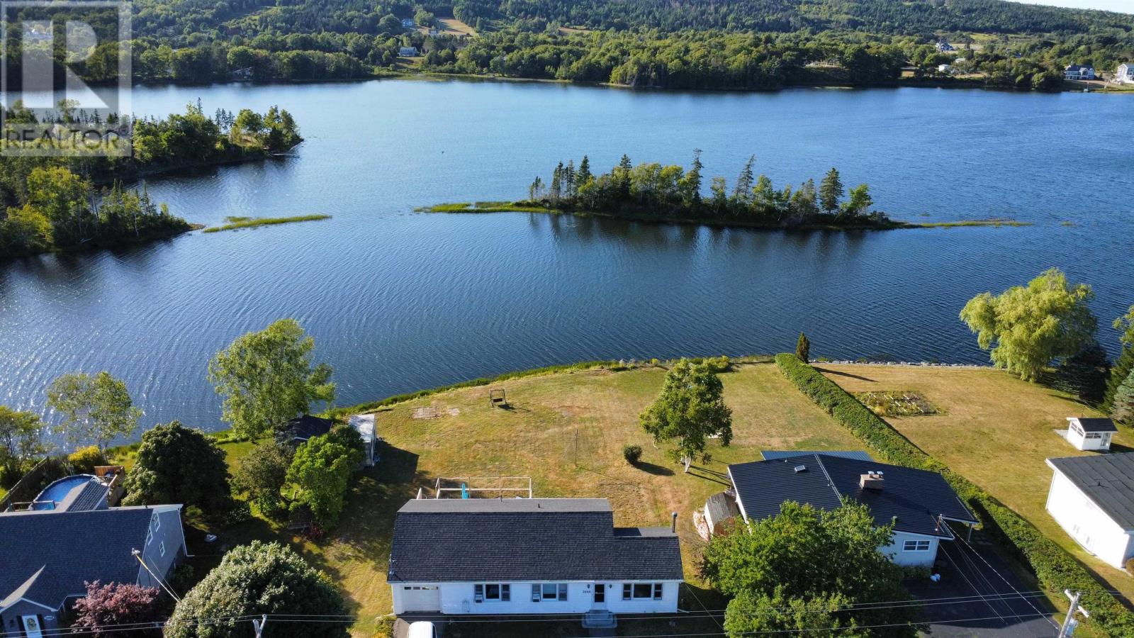 For sale: 2046 Kings Road, Howie Centre, Nova Scotia B1L1C4 - 202521221 ...