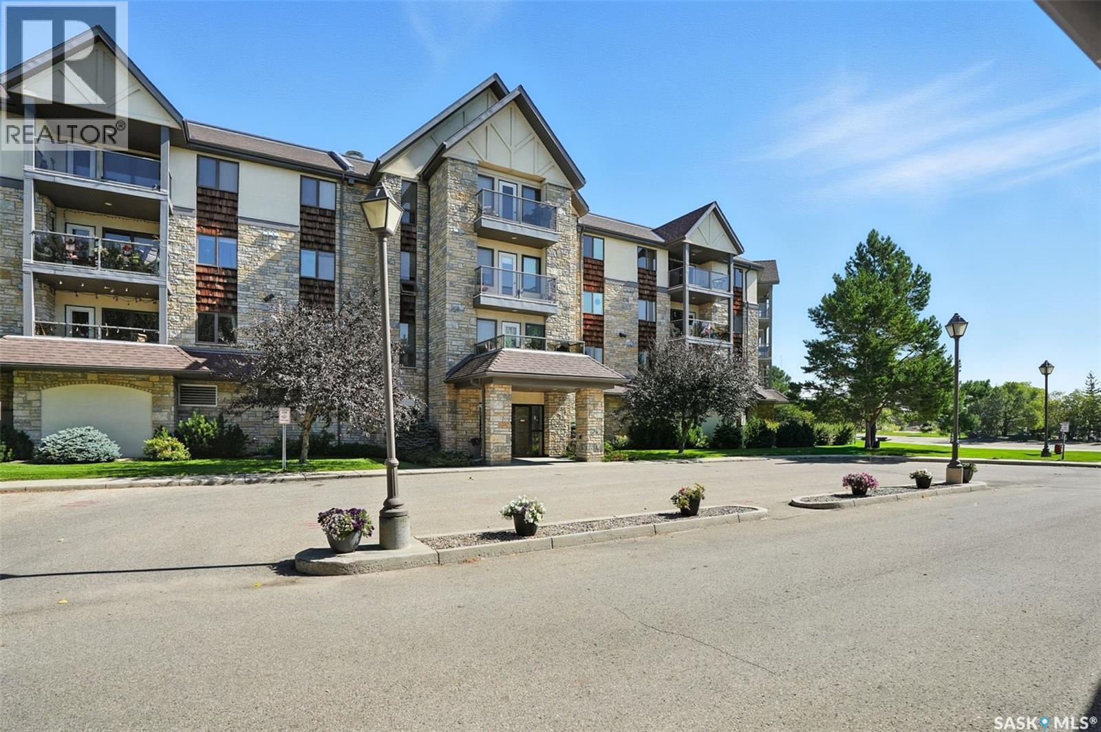 For sale: 208 1622 Acadia DRIVE, Saskatoon, Saskatchewan S7H5H7 ...