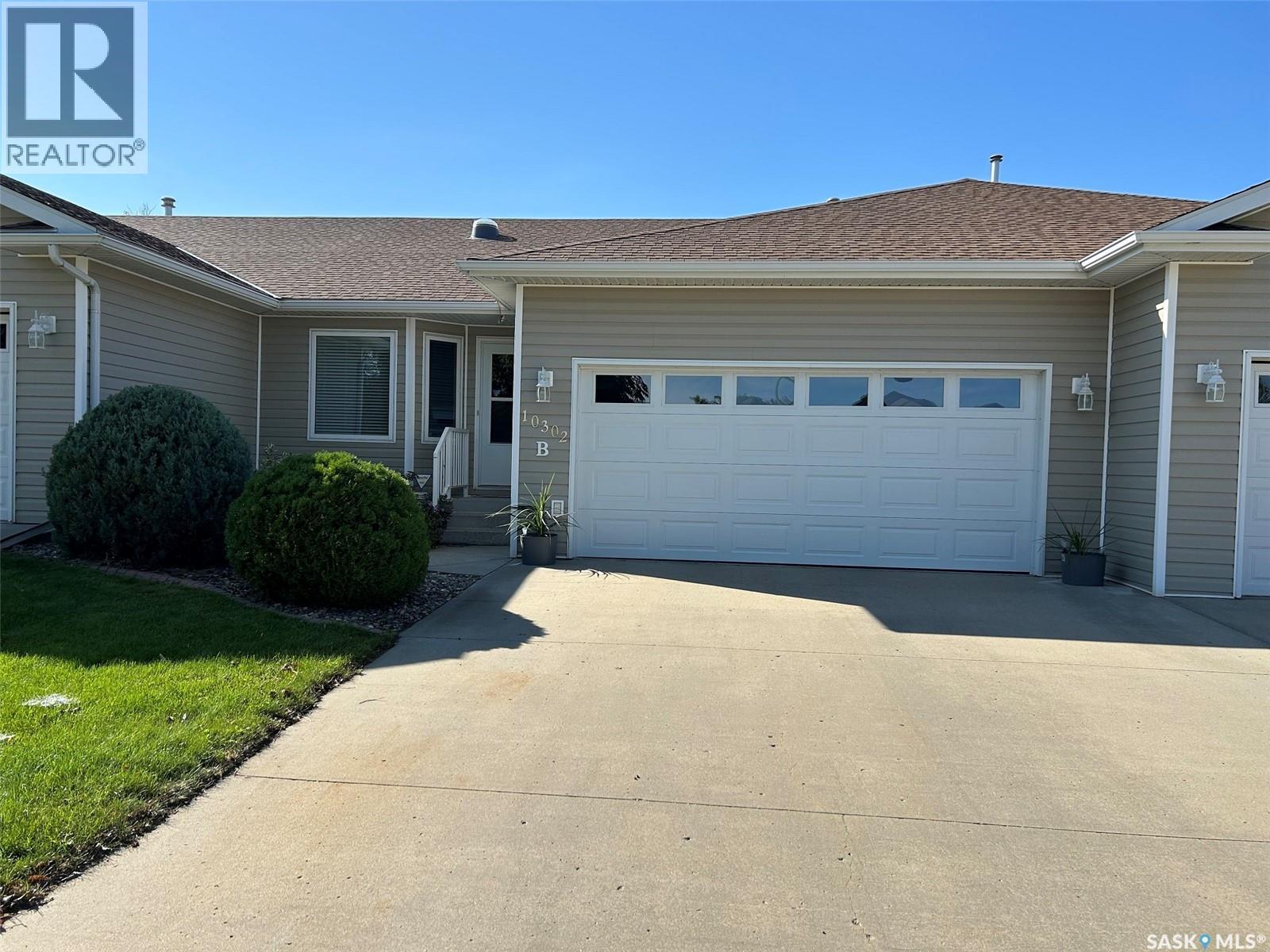 For sale: B 10302 Henderson DRIVE, North Battleford, Saskatchewan ...