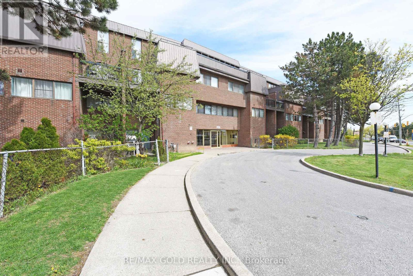 For sale: 117 - 3455 MORNING STAR DRIVE, Mississauga (Malton), Ontario ...