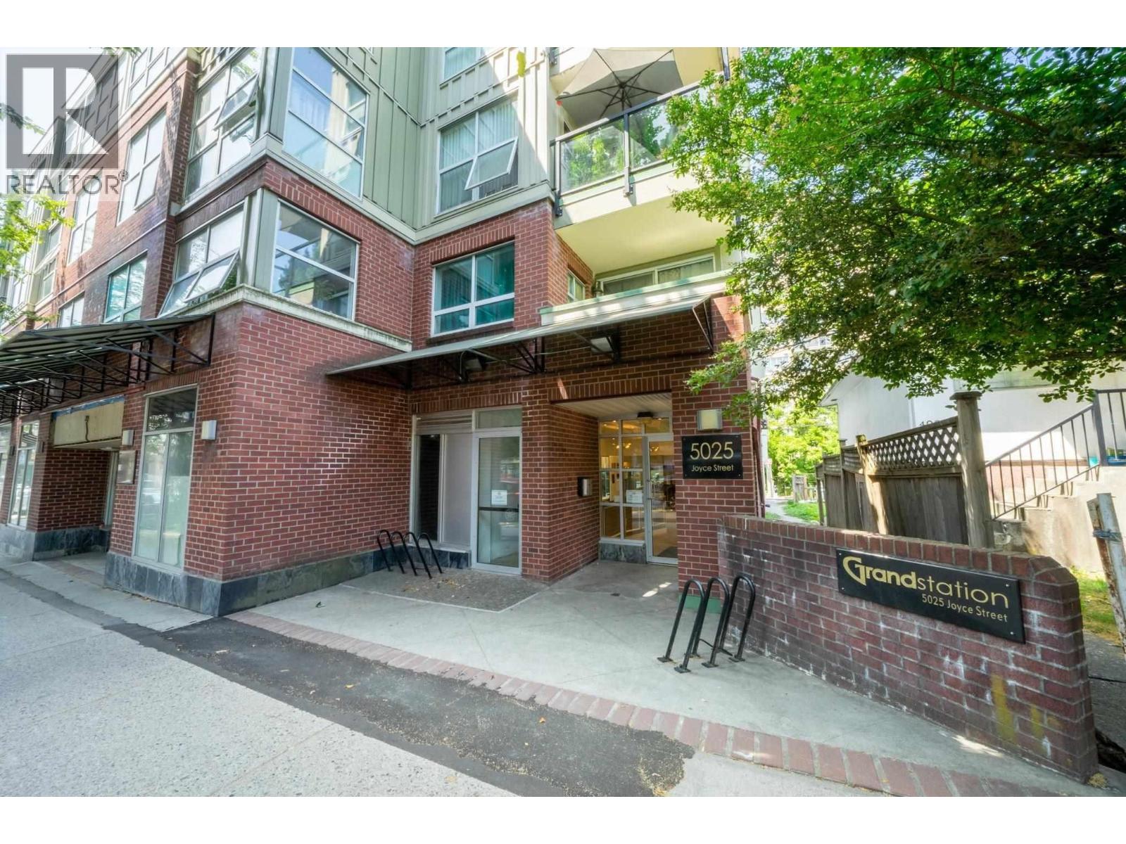 For sale: 207 5025 JOYCE STREET, Vancouver, British Columbia V5R4G7 ...