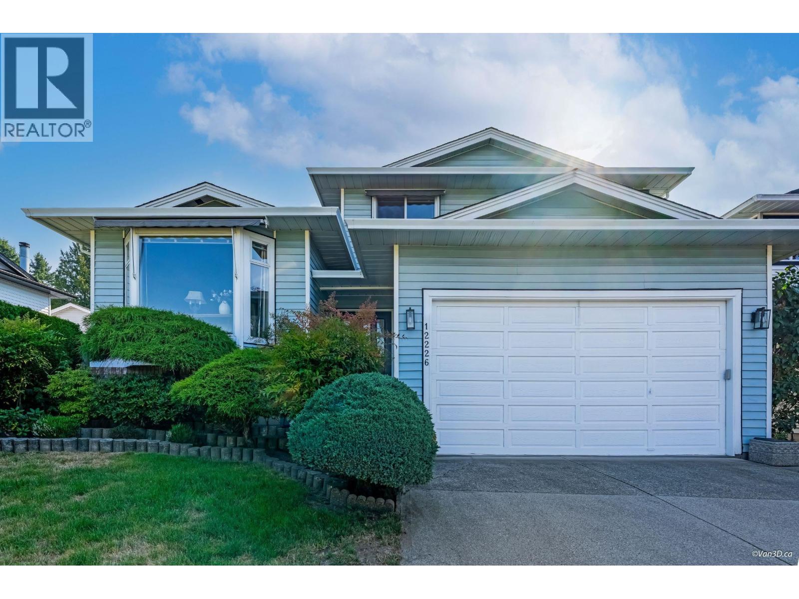 For sale: 12226 202 STREET, Maple Ridge, British Columbia V2X8X4 ...