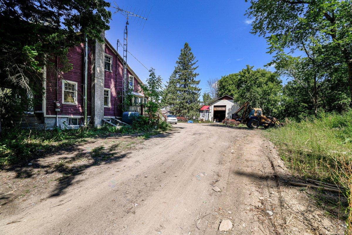 For sale: 138-138B Ch. du Bas-de-la-Rivière, Rigaud, Quebec J0P1P0 ...