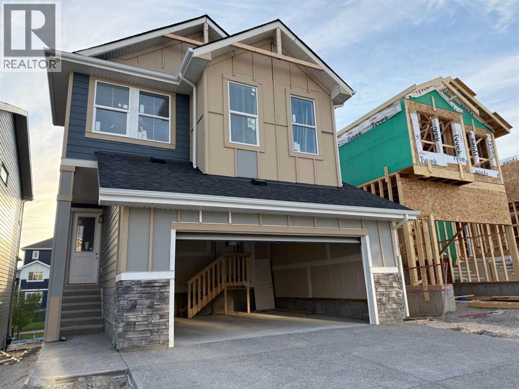 For sale: 111 sundown Crescent, Cochrane, Alberta T4C1Y3 - A2252118 ...