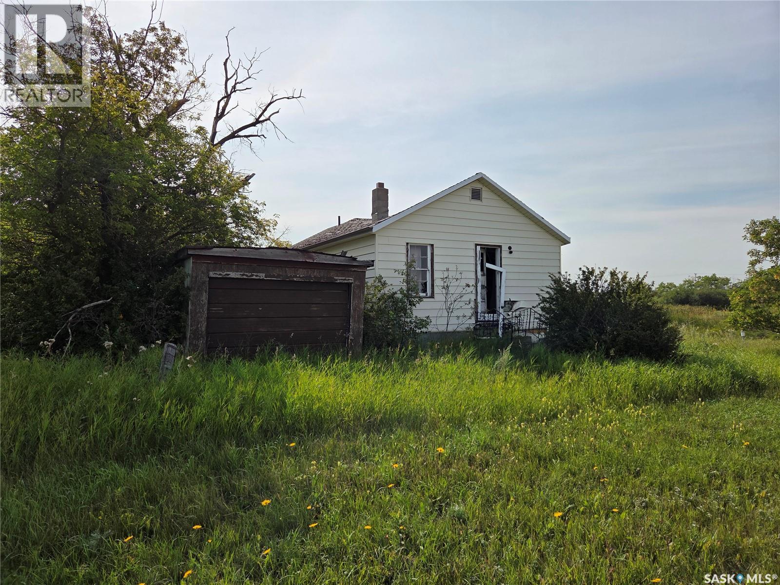 For sale: 8 Sutherland STREET, Insinger Rm No. 275, Saskatchewan S0A1L0 ...
