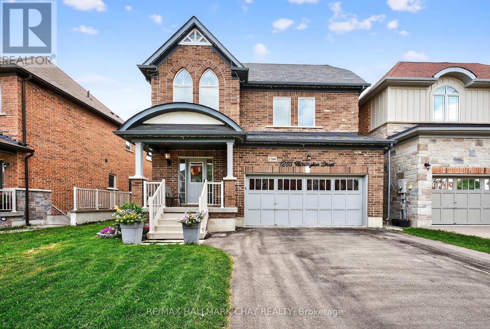 For sale: 1266 HARRINGTON STREET N, Innisfil (Lefroy), Ontario L0L1W0 ...