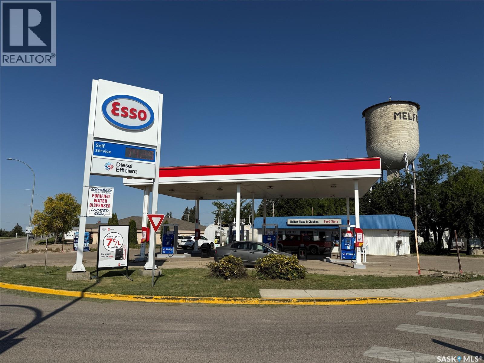 For sale: 300 SASKATCHEWAN DRIVE W, Melfort, Saskatchewan S0E1A0 - SK017328 | REALTOR.ca