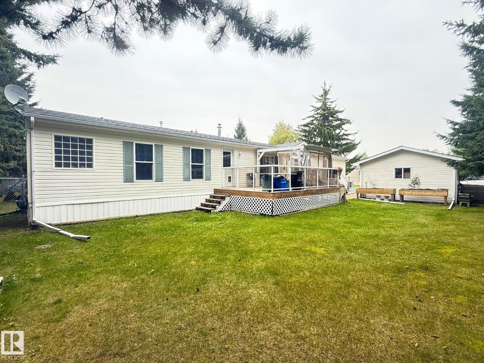 For sale: 10 Village Green Mobile Park, Warburg, Alberta T0C2T0 - E4454754 | REALTOR.ca