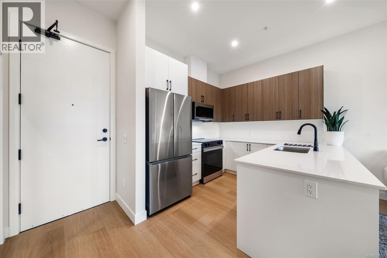 For sale: 613 2770 Winster Rd, Langford, British Columbia V9B7C7 ...