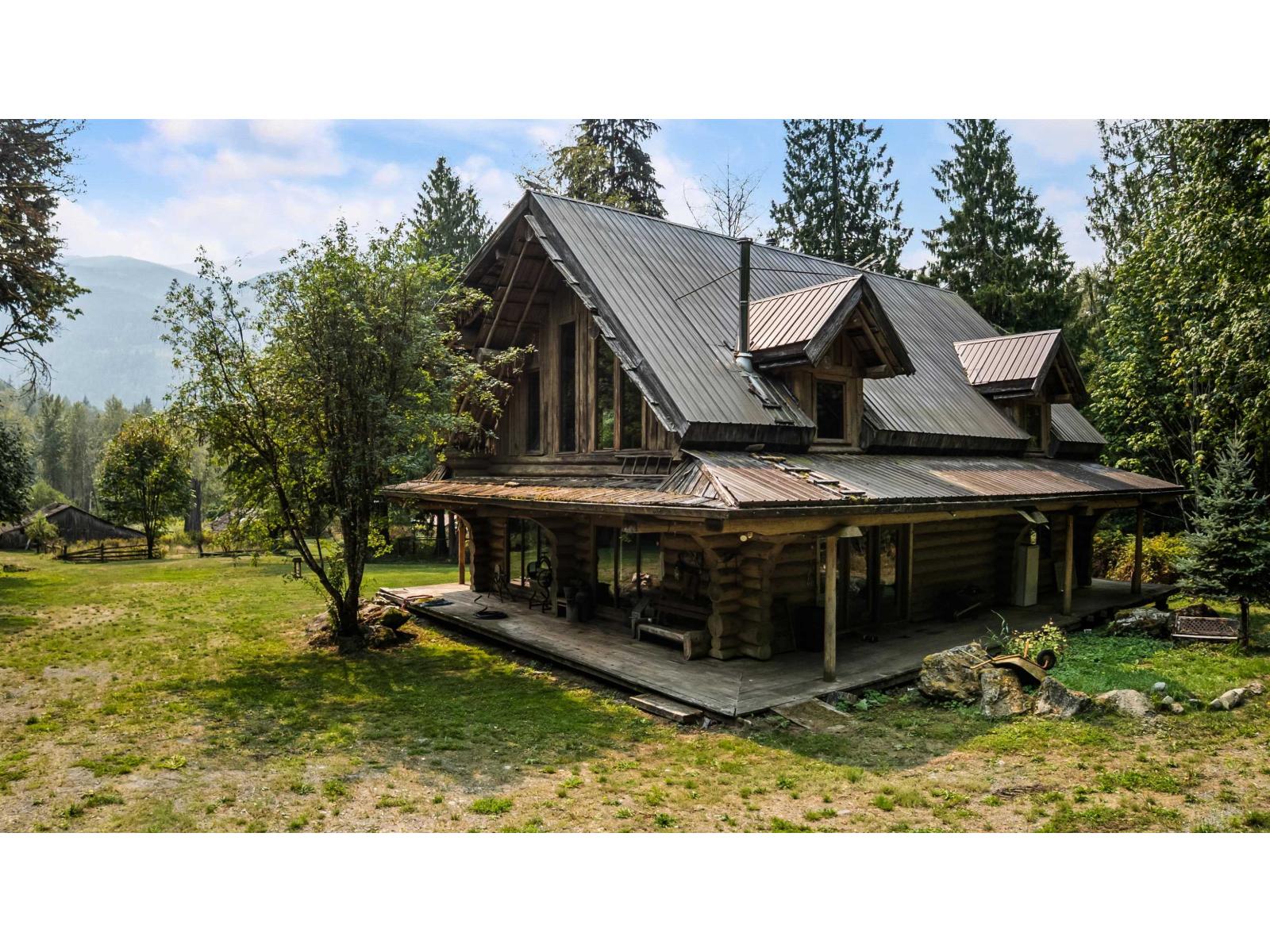 For sale: 55270 CHILLIWACK BENCH FSR ROAD, Chilliwack River Valley ...