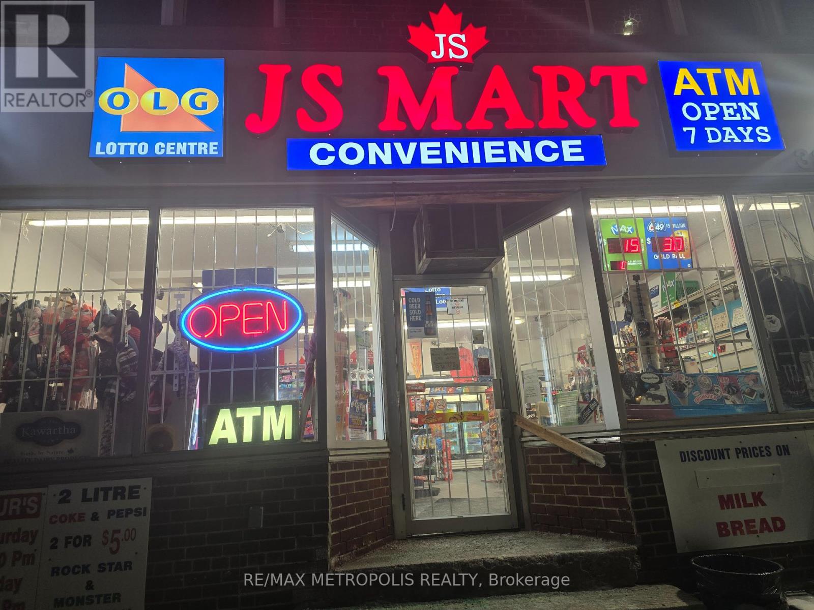 For sale: 333 RITSON ROAD S, Oshawa (Central), Ontario L1H5J3 ...