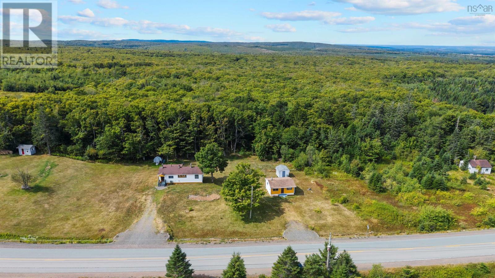 For sale: 7 & 23 Lynn Road, East Mapleton, Nova Scotia B0M1W0 ...