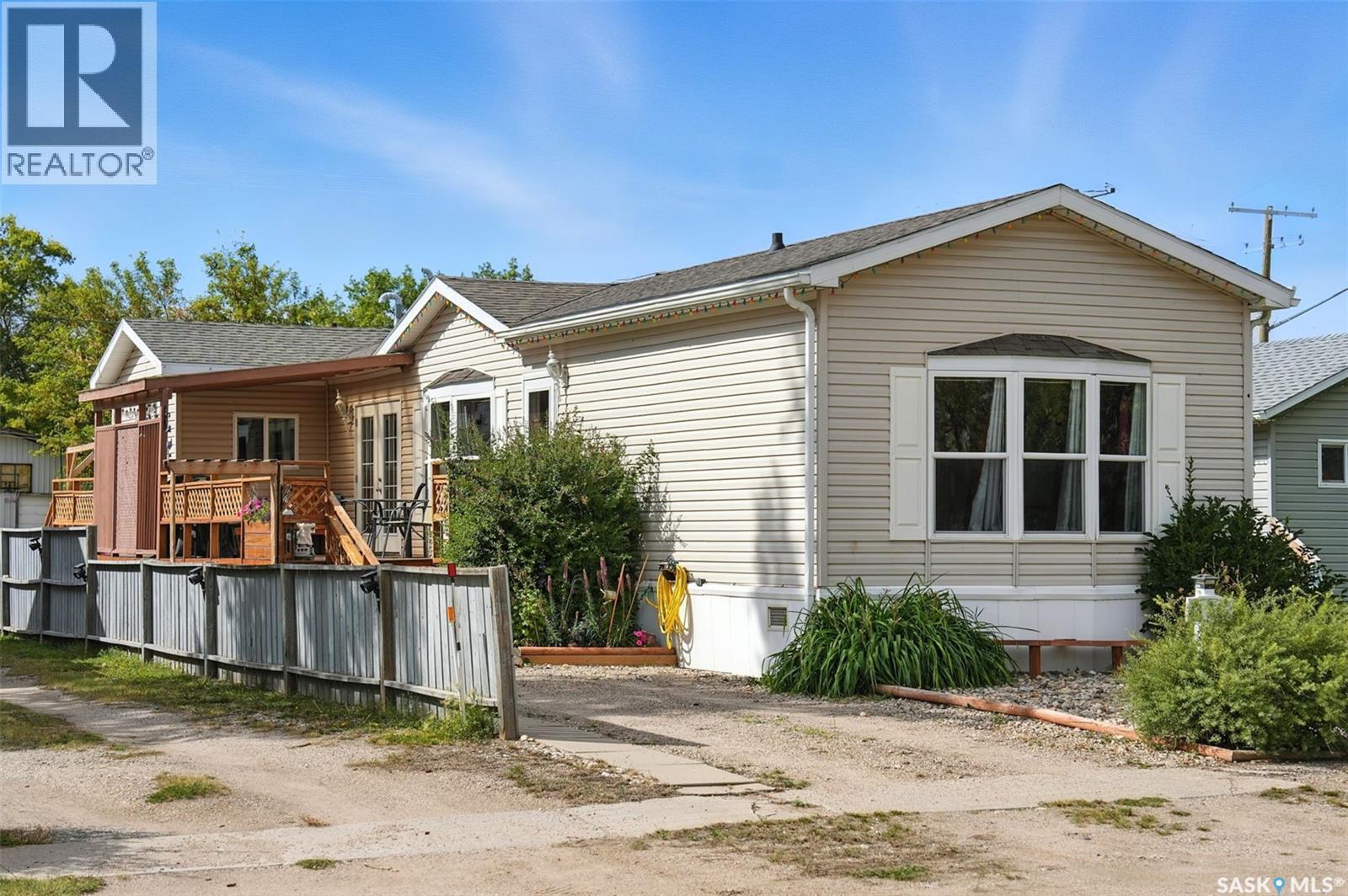 For sale: 315 Main STREET, Vonda, Saskatchewan S0K4N0 - SK017632 ...