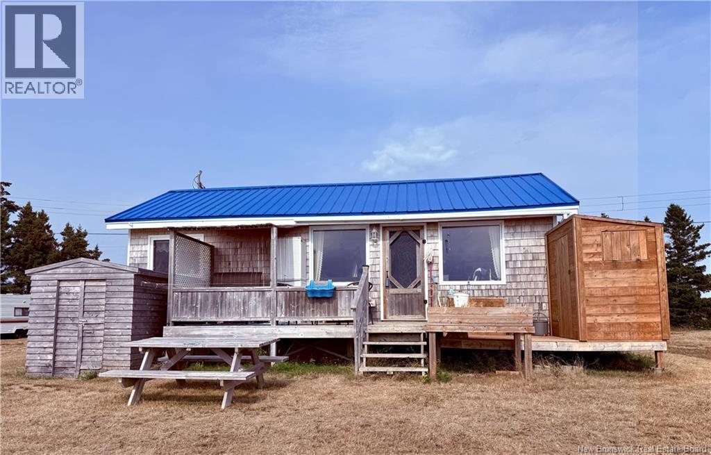 For sale: 87 Allée Albert, Chiasson Office, New Brunswick E8S0C1 ...