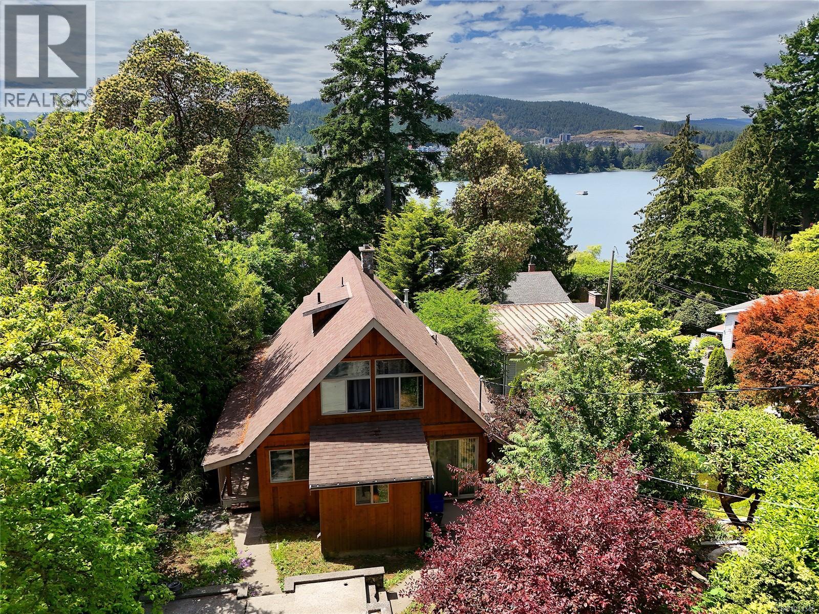 For sale: 2874 Leigh Rd, Langford, British Columbia V9B4G3 - 1013346 ...