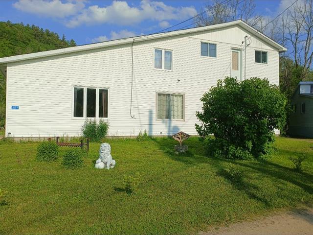 À vendre : 40 Ch. Desjardins, Mayo, Québec J8L4H4 - 9318442 | REALTOR.ca
