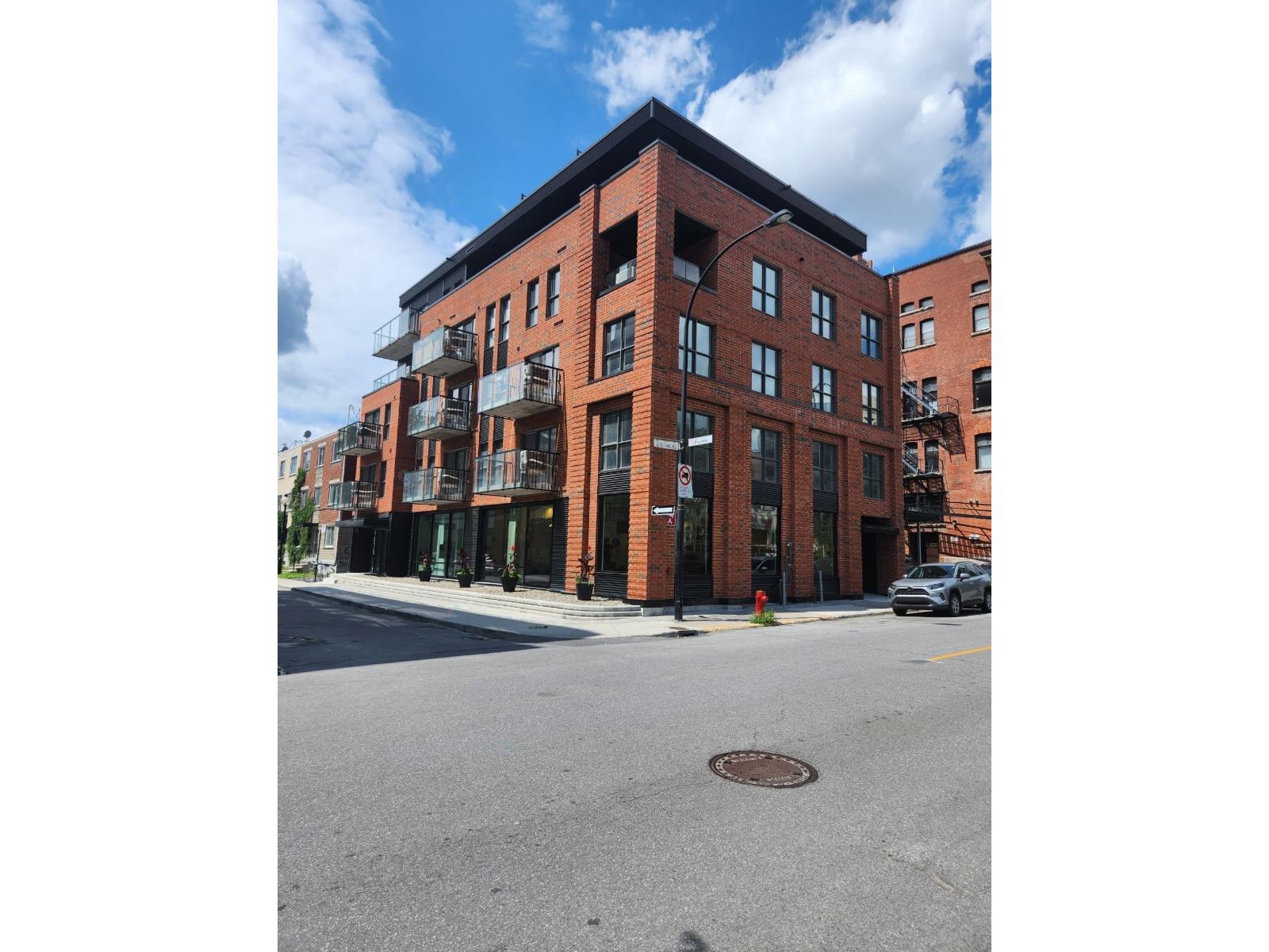 For rent: 408 Rue des Seigneurs, #402, Montréal (Le Sud-Ouest), Quebec ...