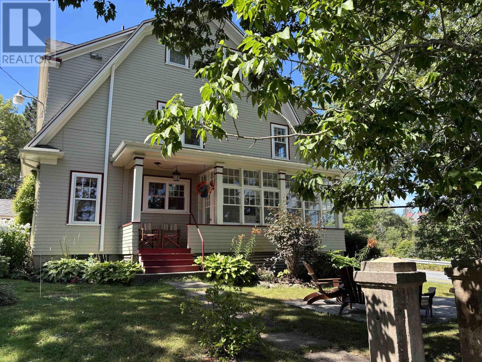 9957 Peggys Cove Road, Hackett's Cove, Nova Scotia B3Z3J4 | REALTOR.ca
