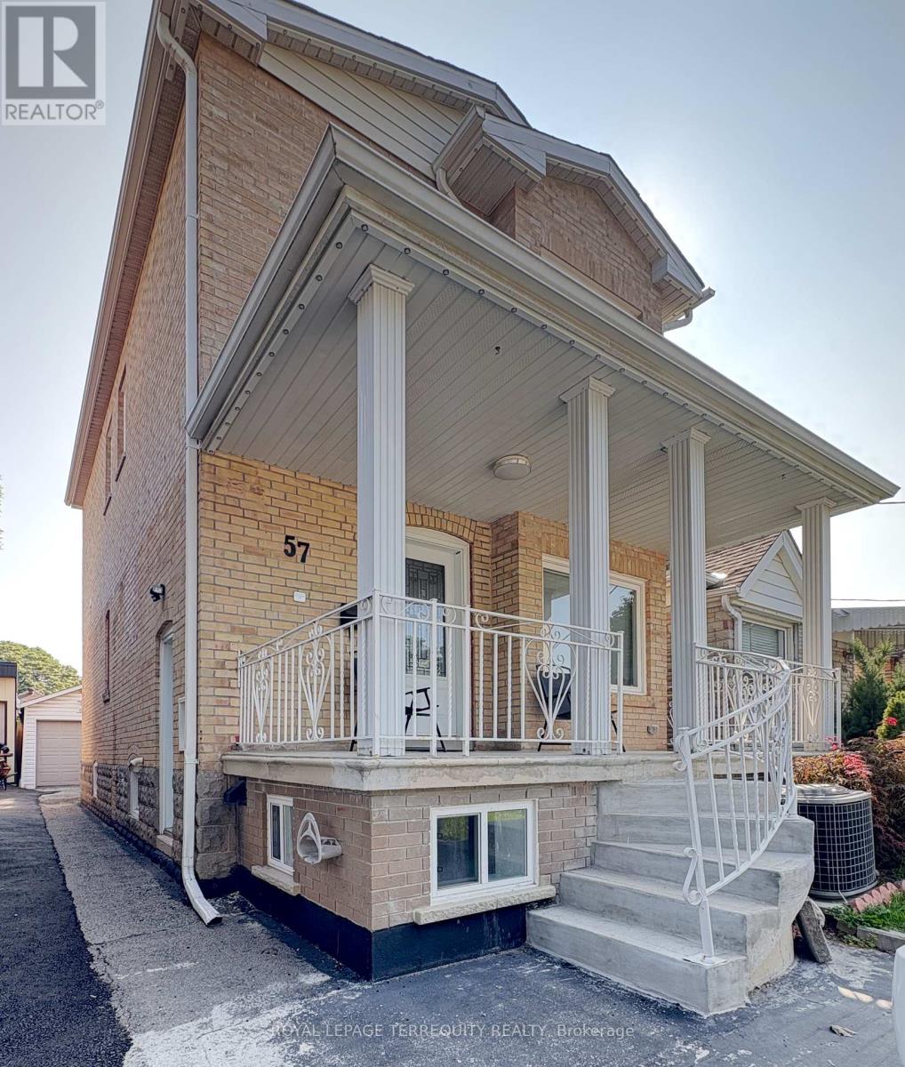 For rent: 57 YARROW ROAD, Toronto (Keelesdale-Eglinton West), Ontario ...