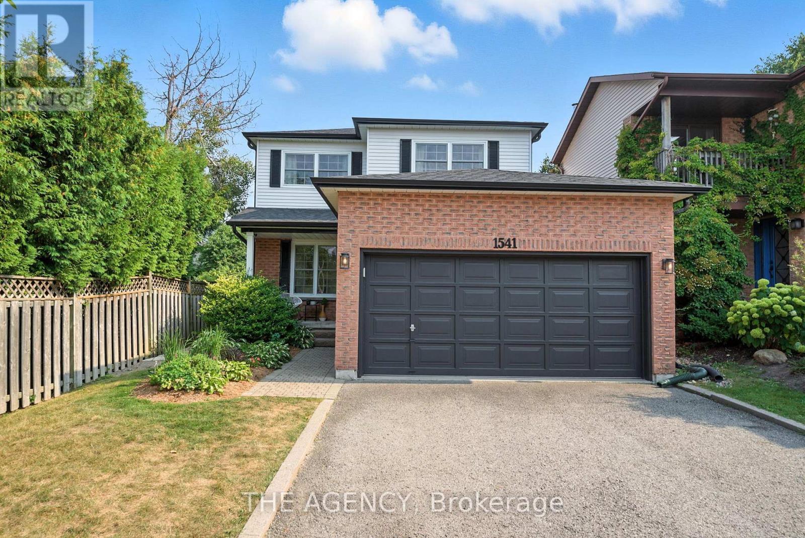 For sale: 1541 BENTLEY LANE, Pickering (Brock Ridge), Ontario L1X2M6 ...