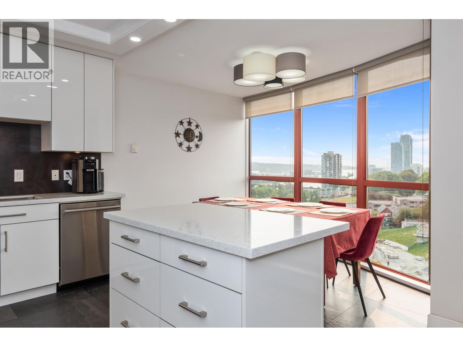 For sale: 1104 38 LEOPOLD PLACE, New Westminster, British Columbia V3L2C6 - R3046587 | REALTOR.ca