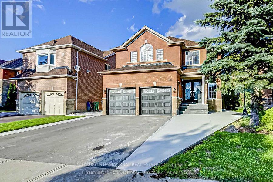 For sale: 85 SUMMER VALLEY DRIVE, Brampton (Snelgrove), Ontario L6Z4T8 ...