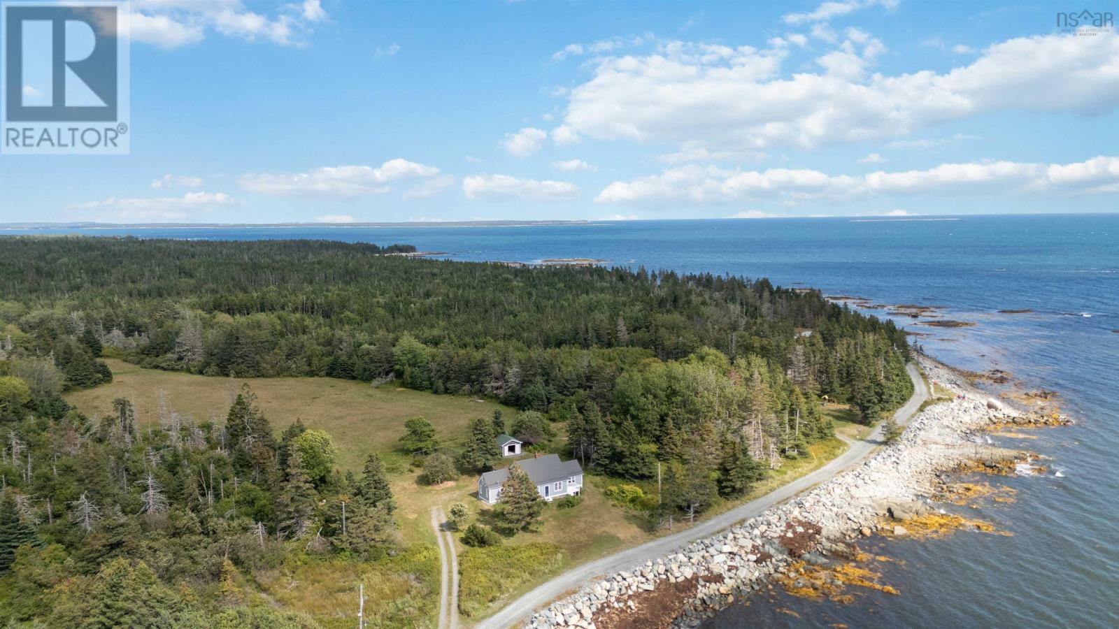 For sale: 99 Bear Trap Road, Broad Cove, Nova Scotia B0J2H0 - 202521961 ...