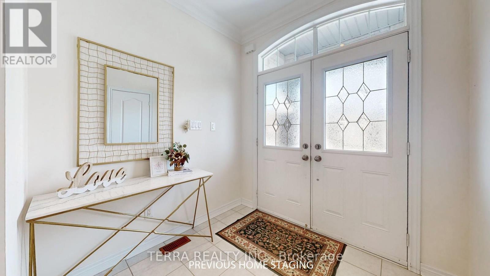 For sale: 19 ISAIAH DRIVE, Vaughan (Vellore Village), Ontario L4H0C3 - N12403052 | REALTOR.ca