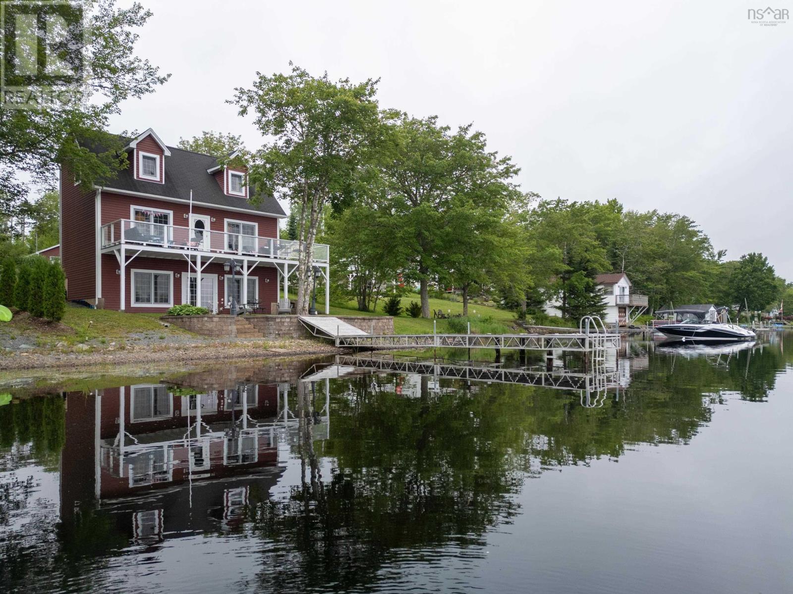 63 Cockscomb Lake Drive, Mount Uniacke, Nova Scotia B0N1Z0 | REALTOR.ca