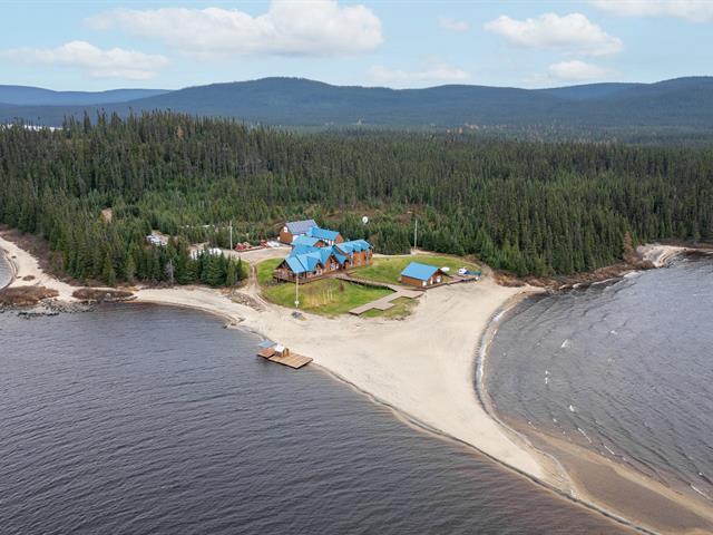 For sale: 1 Bassin Rivières-Betsiamites, Lac Manouanis, Mont-Valin ...